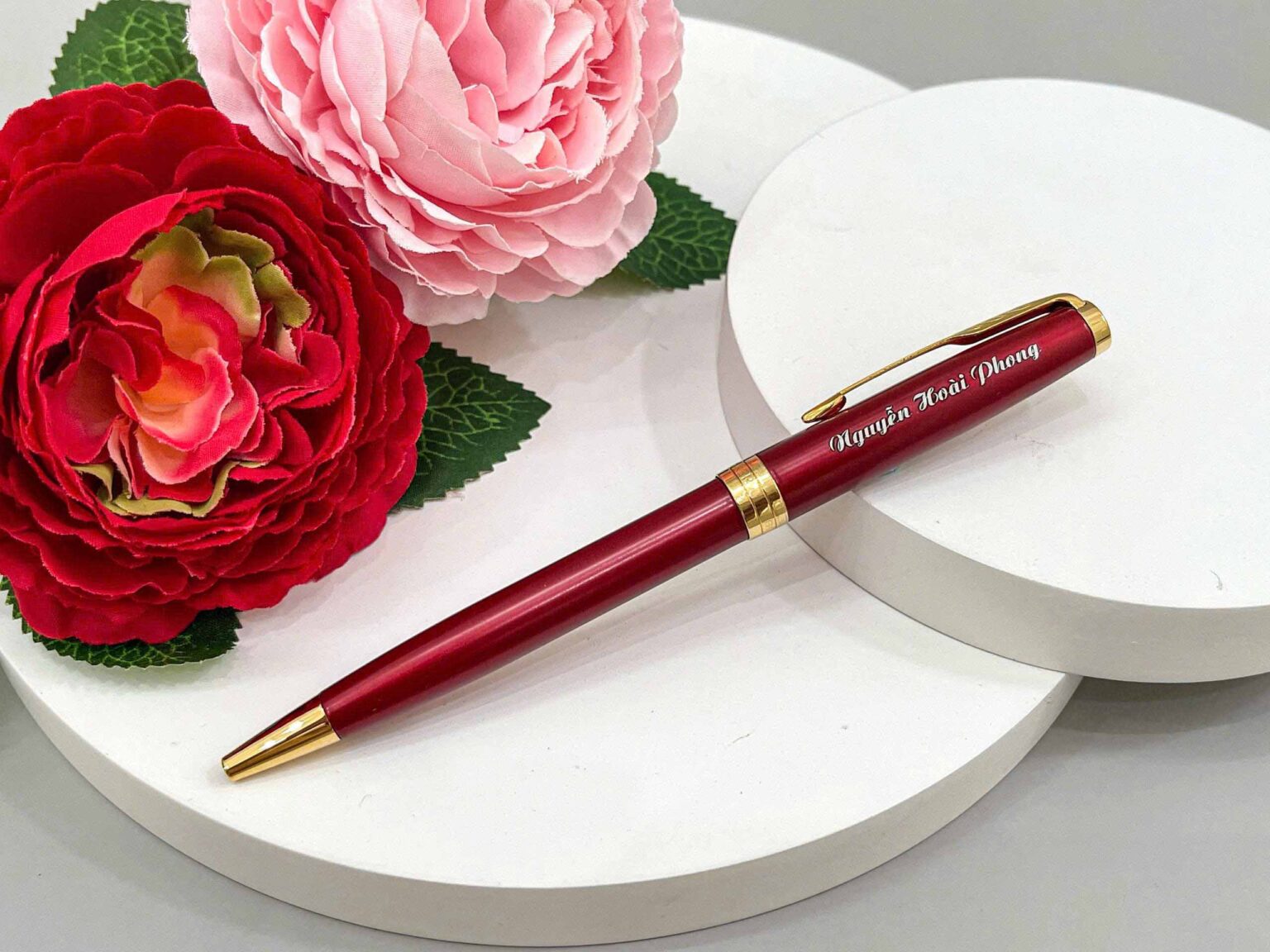 Parker Sonnet Red Lacquer GT Ballpoint Pen 1931476